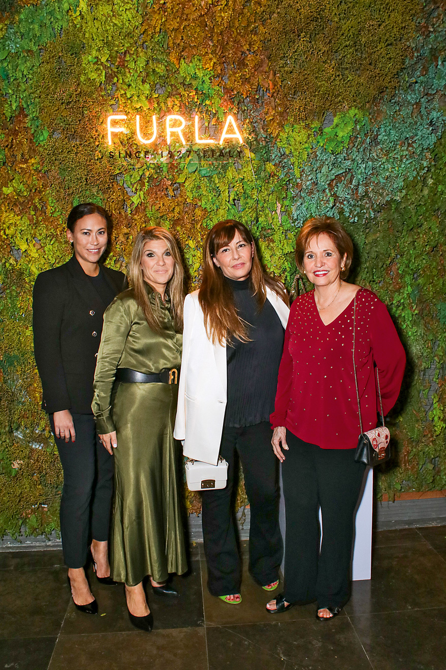 FURLA RENOVADA Y ELEGANTE