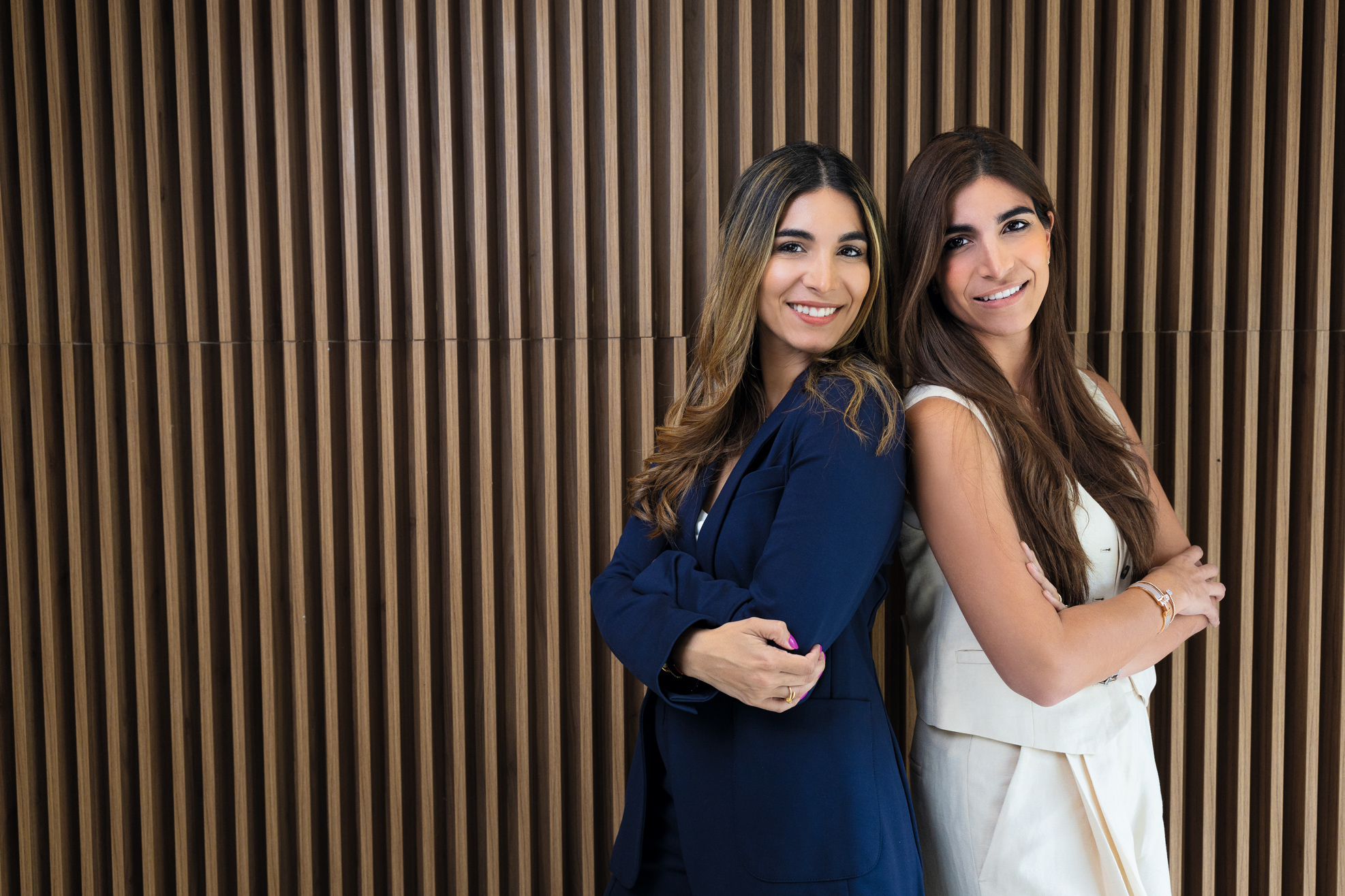 MONIQUE Y ALEXANDRA MULINO